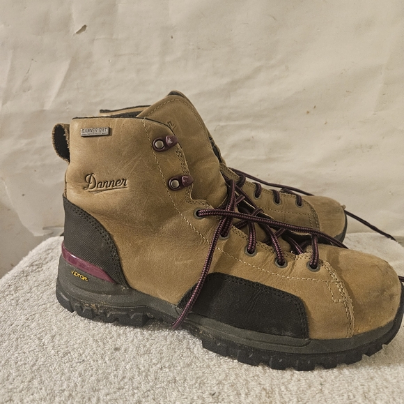 Shoes | Danner Stronghold Work Boot Women 85 Gray Composite Toe ...